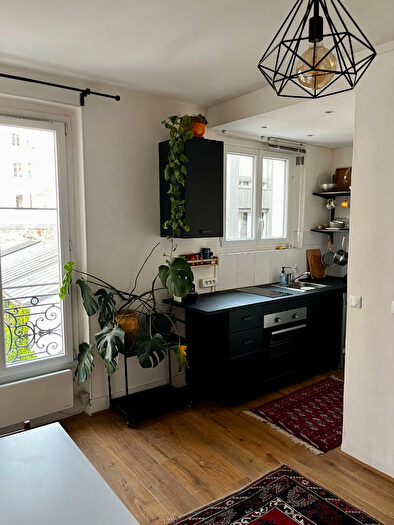 Appartement à vendre - Paris e , Barbès, Château Rouge - 2 pièces - 1 chambre