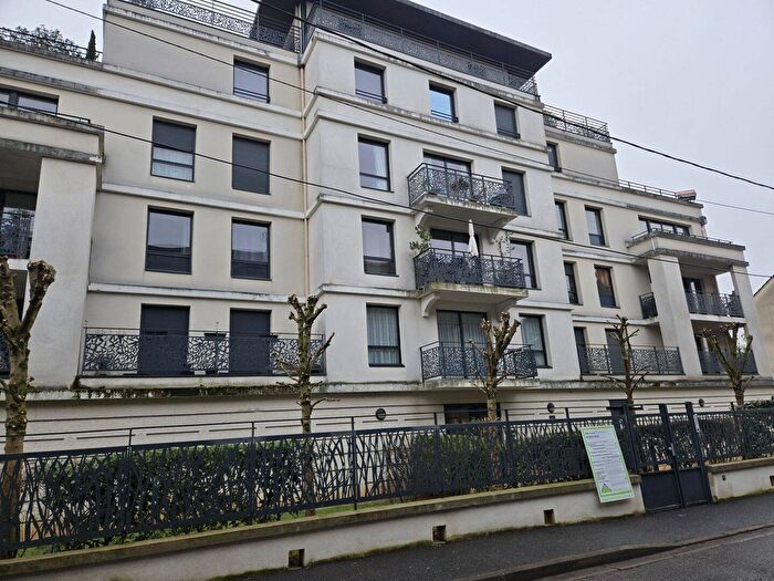 Lagny-sur-Marne : Appartement 2 pièces à louer