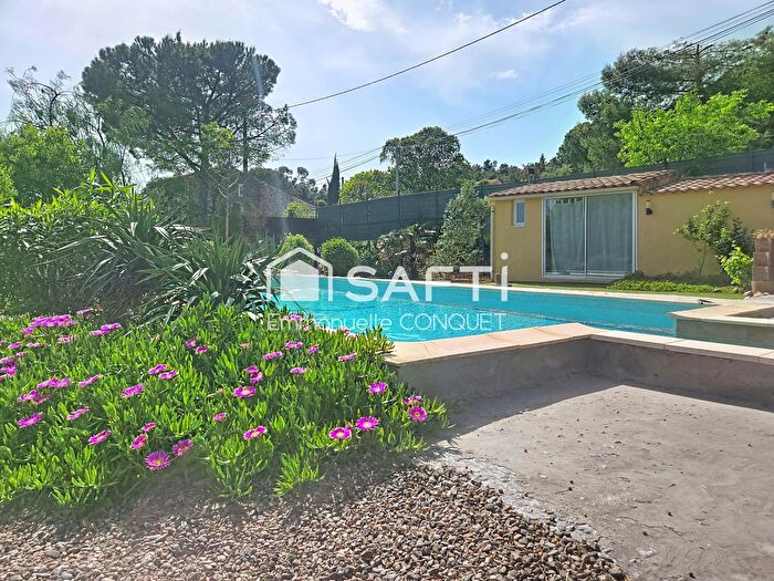 Maison à vendre - Cazedarnes - 11 pièces - 6 chambres