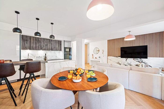 Appartement 3 pièces à Nice, Le Port, à vendre