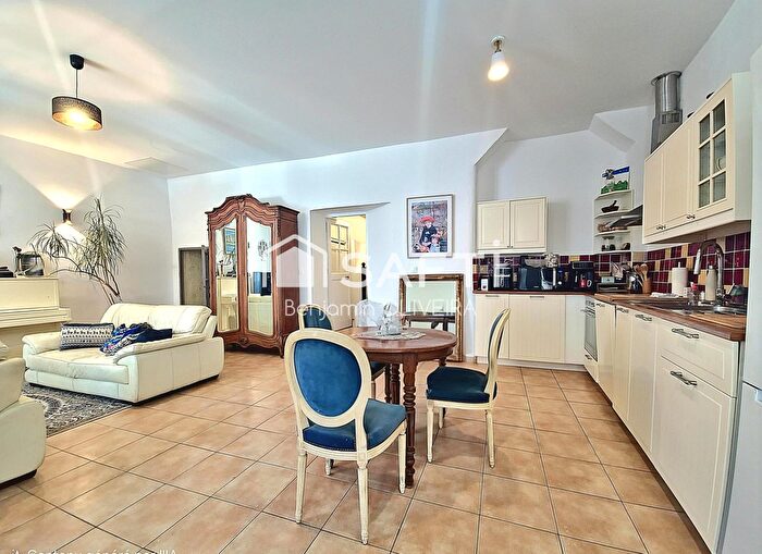 Appartement 4 pièces à vendre à Saint-Zacharie