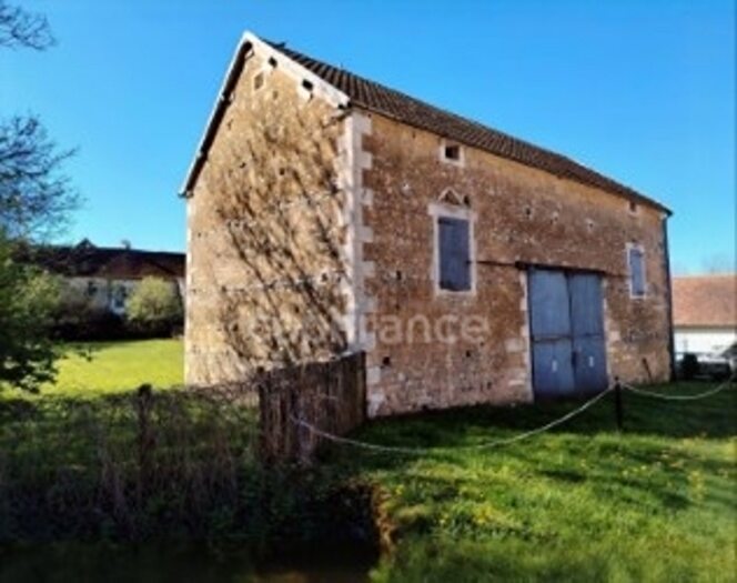 Ouanne : Maison 1 pièce à vendre