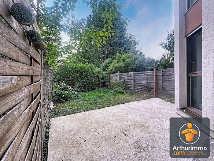 Appartement à vendre - Évry, Les Epinettes - 5 pièces - 3 chambres