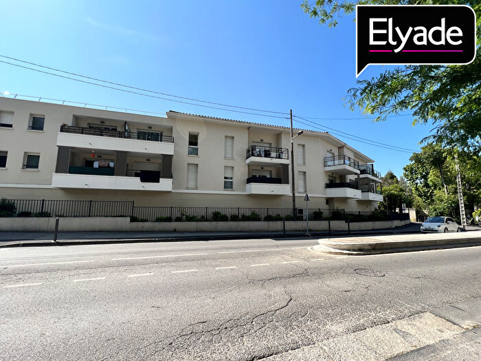 Appartement à vendre - Marseille e , Les Camoins - 2 pièces - 1 chambre