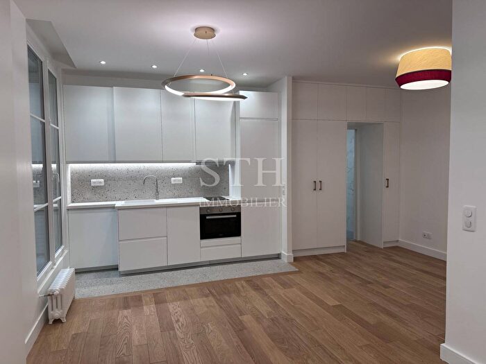 Palais Royal, Paris 1er arrondissement : Appartement 1 pièce à louer
