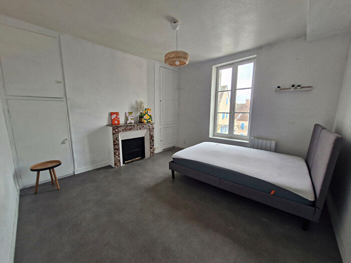 Auxerre, Centre-ville : Appartement 2 pièces à louer