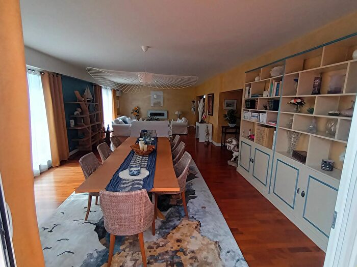 Appartement à vendre - Montceau-les-Mines, Bellevue - 6 pièces - 4 chambres