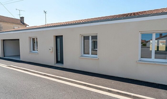 Maison 5 pièces à vendre à Cognac, Champ de Foire
