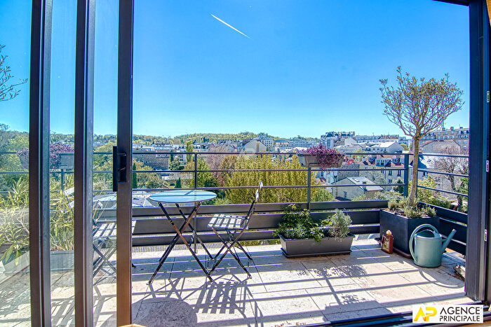 Appartement 3 pièces à Versailles, Chantiers, à vendre