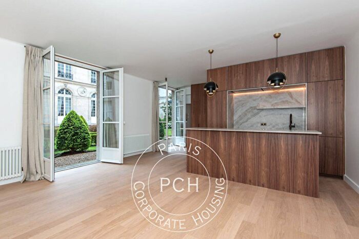 Appartement 2 pièces à Enfants Rouges, Paris 3ème arrondissement, à louer