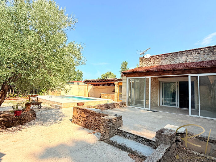 Maison 4 pièces à Castillon-du-Gard, à vendre