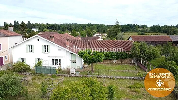 Annesse-et-Beaulieu : Maison 4 pièces à vendre
