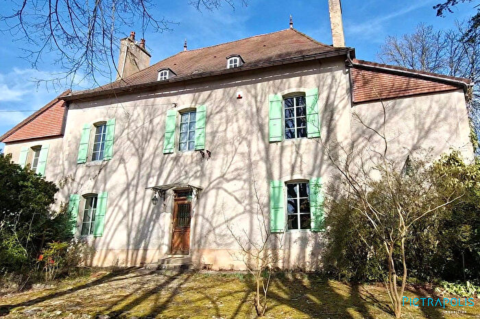 Maison à vendre - Buxy - 9 pièces - 5 chambres