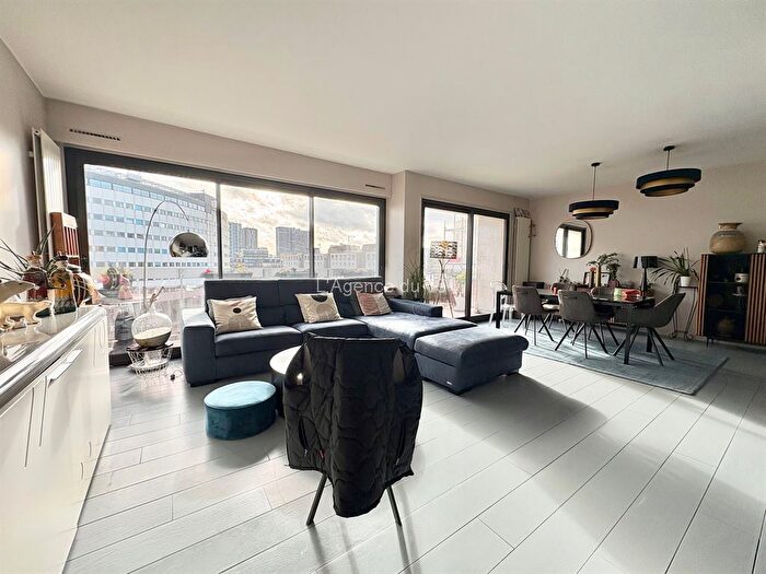 Appartement à vendre - Paris e , Passy, Maison de la Radio, Muette-Sud - 4 pièces - 2 chambres