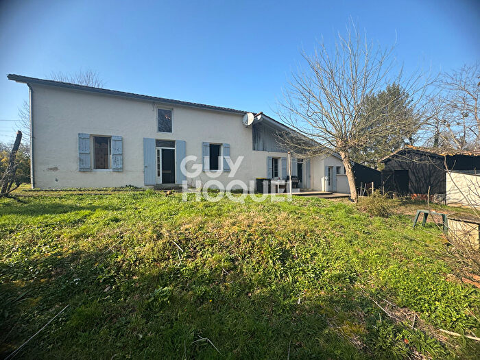 Maison à vendre - Savignac - 5 pièces - 3 chambres