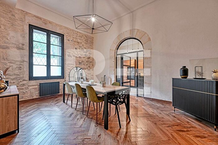 Nîmes, Feuchères : Appartement 5 pièces à vendre