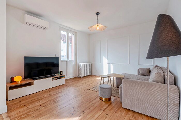 Voiron - Maison 7 pièces à vendre