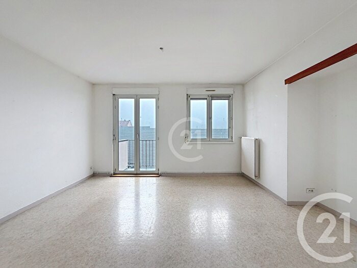 Appartement à vendre - Montbéliard, Centre-ville, Prairie, Batteries du Parc, Charmontet - 4 pièces - 3 chambres