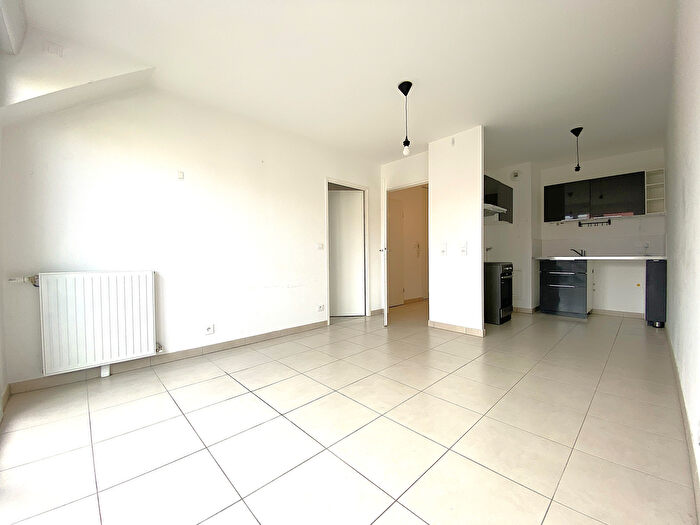 Appartement 2 pièces à Magny-le-Hongre, à louer