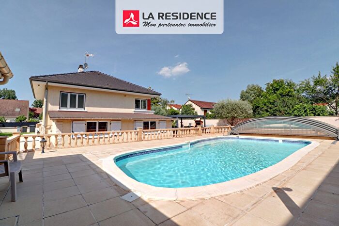 Maison 6 pièces à Maurecourt, à vendre