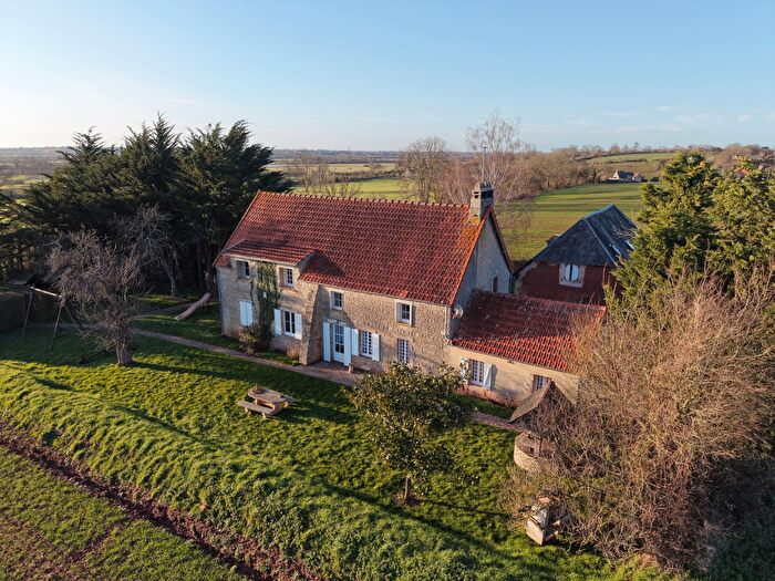 Maison 11 pièces à vendre - Isigny-sur-Mer