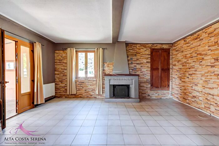 Prunelli-di-Fiumorbo - Appartement 4 pièces à vendre