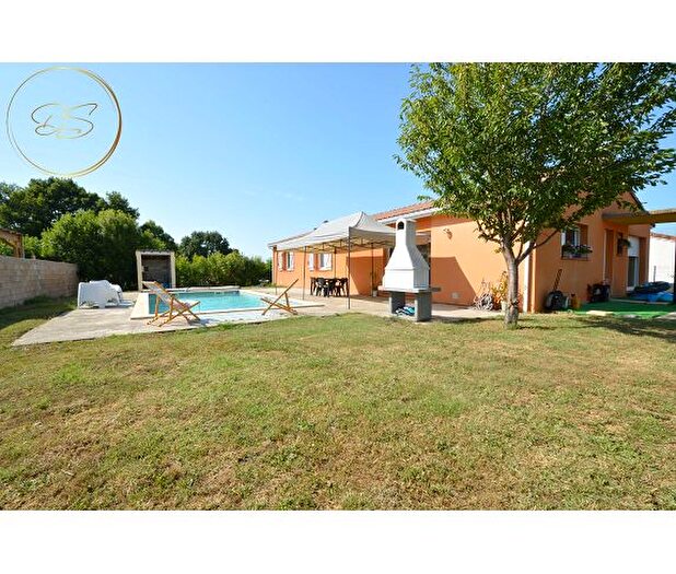 Maison à vendre - Pradère-les-Bourguets - 7 pièces - 6 chambres