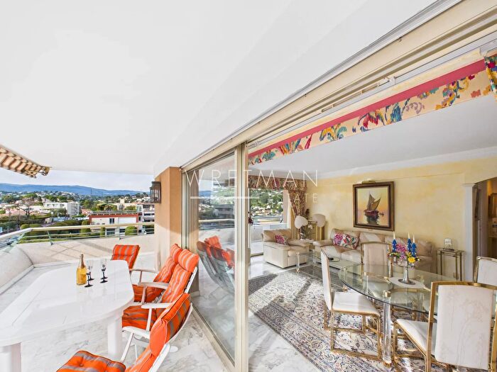 Appartement à vendre - Le Cannet, Rocheville, Colombier, Campelières - 2 pièces - 1 chambre