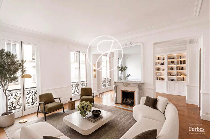 Paris 9ème, Trudaine, Rochechouart - Appartement 5 pièces à vendre