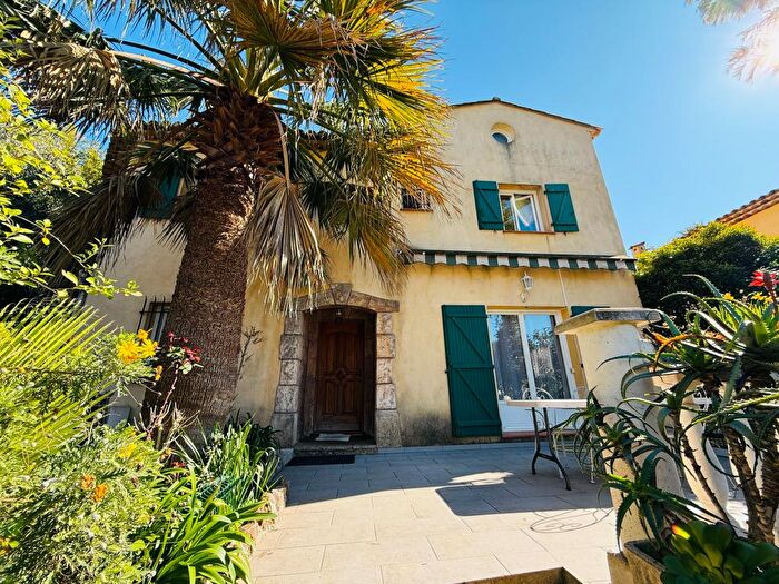 Maison à vendre - Le Cannet, Centre-ville - 5 pièces - 4 chambres