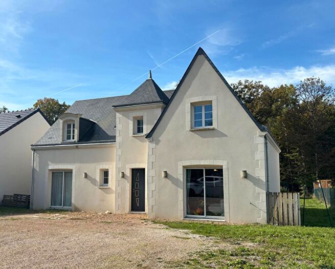 Maison à vendre - Candé-sur-Beuvron - 5 pièces - 4 chambres
