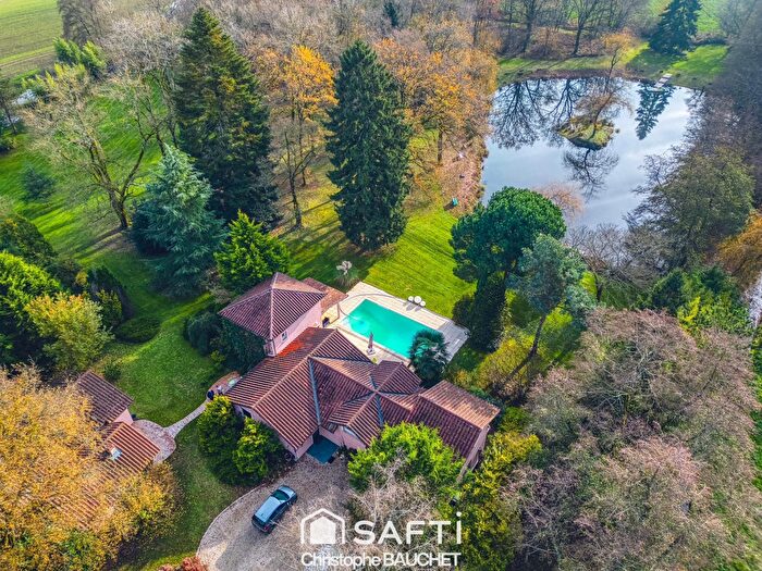 Maison à vendre - Montagnat - 6 pièces - 5 chambres