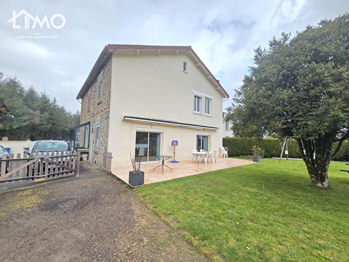 Maison à vendre - Rilhac-Rancon - 7 pièces - 4 chambres