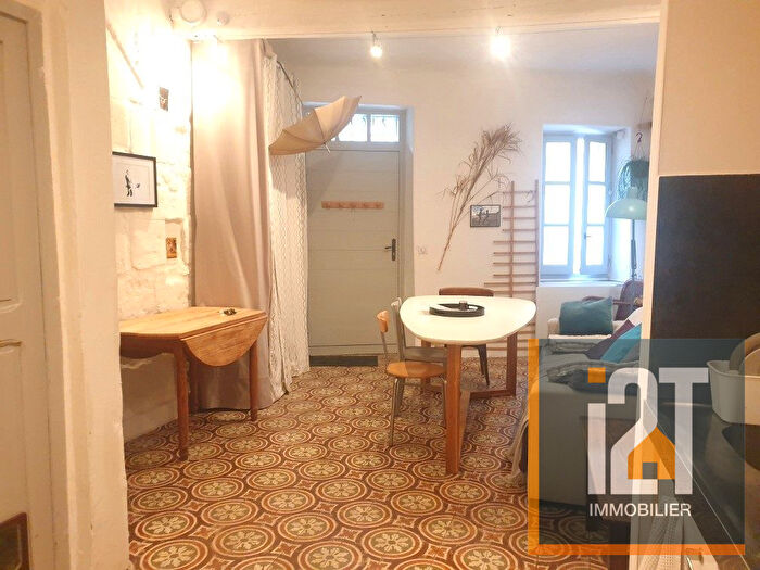 Maison à vendre - Arles, Centre-ville - 4 pièces - 2 chambres