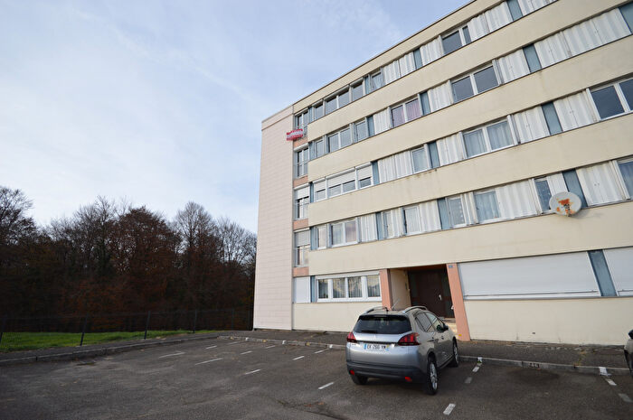 Appartement à vendre - Grand-Charmont - 4 pièces - 2 chambres