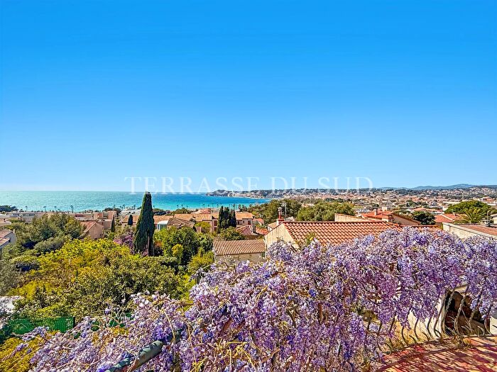 Maison à vendre - Six-Fours-les-Plages, Les Lones, Bucarin, Fort, Les Playes - 6 pièces - 3 chambres