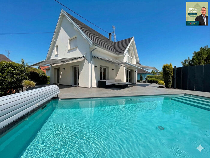 Maison à vendre - Kembs - 7 pièces - 5 chambres