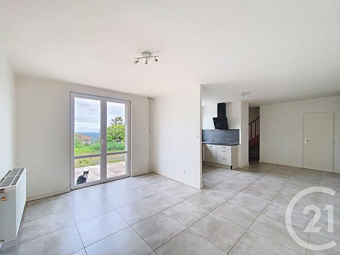 Maison à vendre - Chaptuzat - 5 pièces - 4 chambres