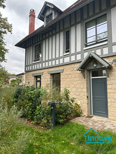 Maison à vendre - Vaucresson - 7 pièces - 4 chambres