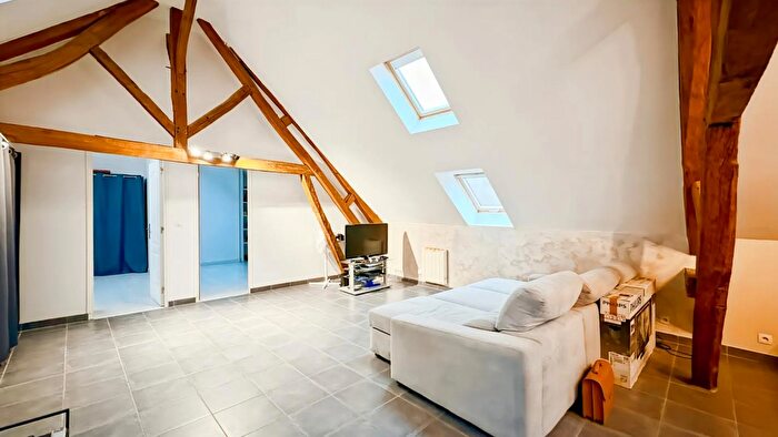 Appartement à vendre - Auneau - 4 pièces - 3 chambres