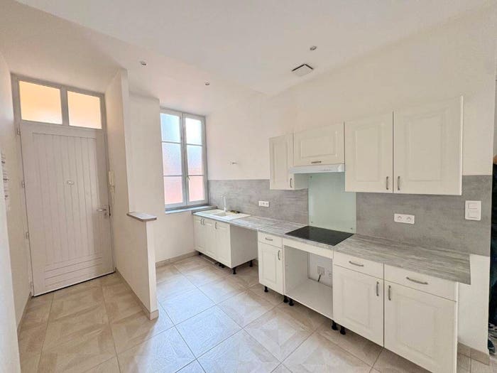 Le Centre-Centre Ville, Roanne : Appartement 2 pièces à louer