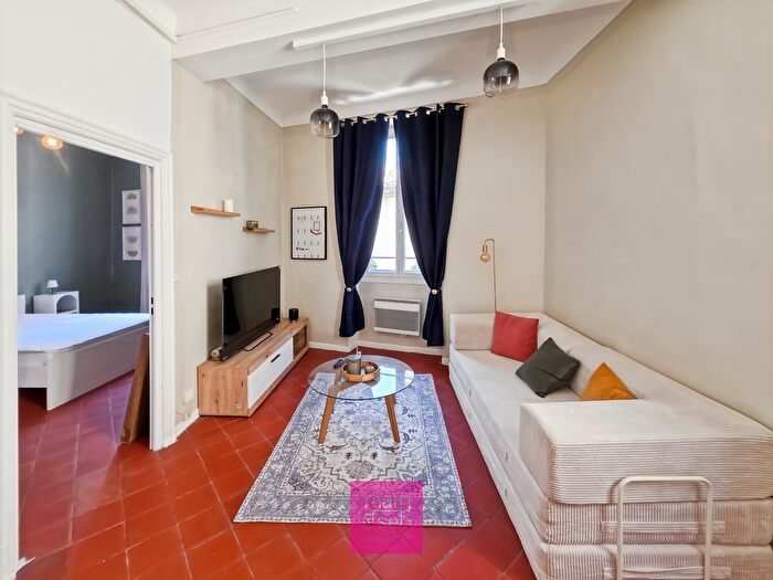 Appartement 2 pièces à Nîmes, Placette, à vendre