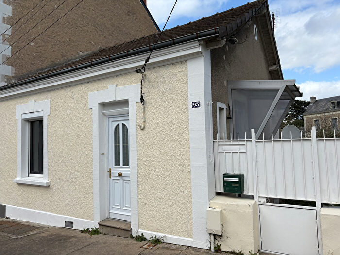 Châtellerault, Centre-ville - Maison 3 pièces à vendre