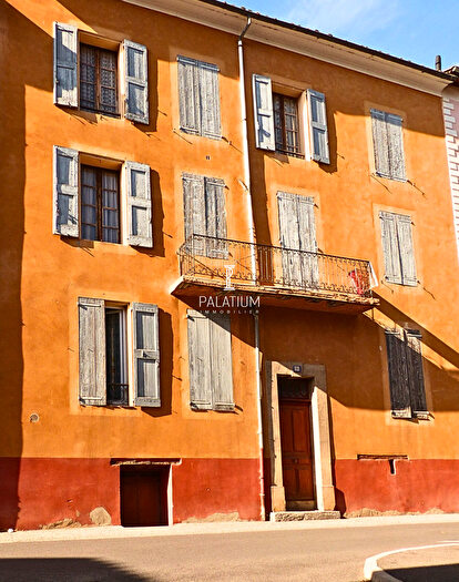 Maison à vendre - Digne-les-Bains - 7 pièces - 6 chambres