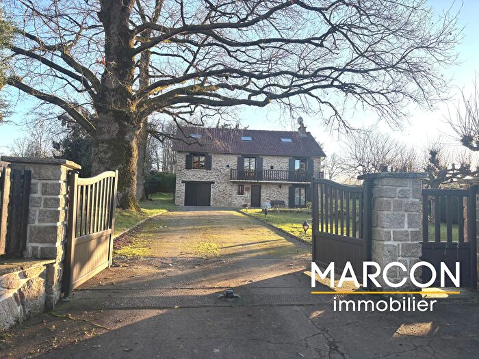 Maison à vendre - Folles - 7 pièces - 4 chambres