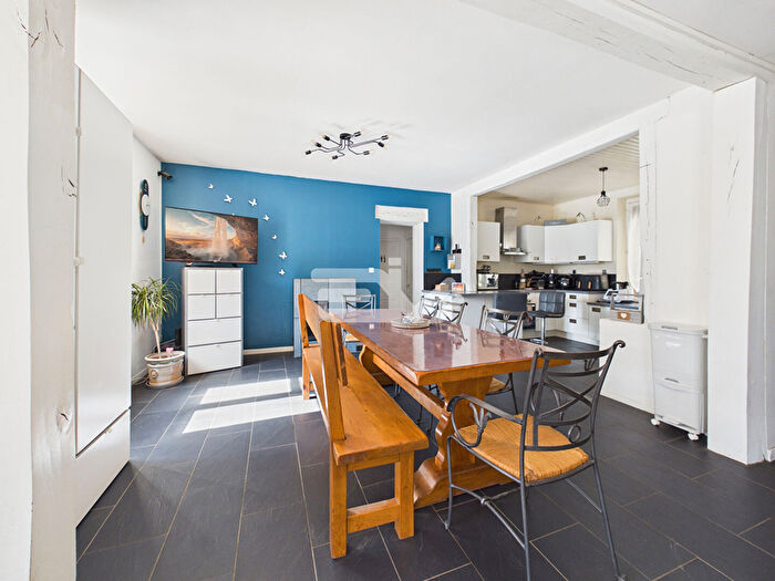 Maison à vendre - Bazoches-sur-Vesles - 6 pièces - 4 chambres