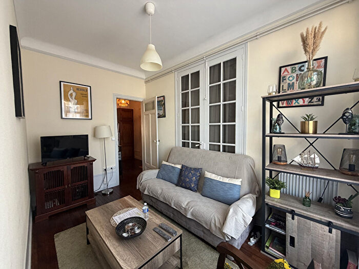 Reims, Centre-ville - Appartement 4 pièces à louer