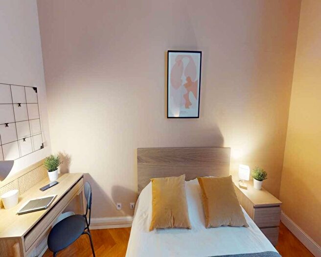 Appartement à louer - Part-Dieu, Lyon ème arrondissement - 4 pièces - 4 chambres