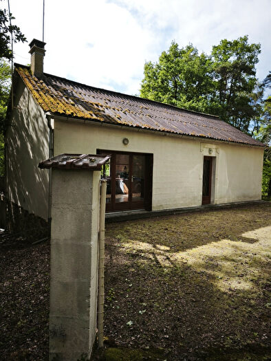 Saint-Yrieix-la-Perche : Maison 3 pièces à vendre