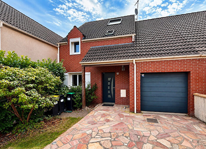 Leuville-sur-Orge : Maison 7 pièces à vendre